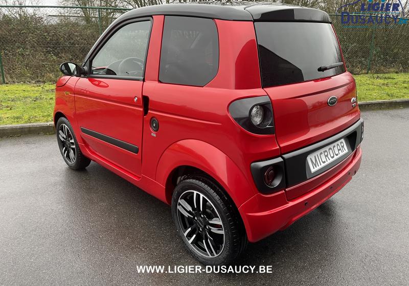 Microcar M-Go 6 Plus Edition Spécial Must DCI Avec Direction Assistée d ...